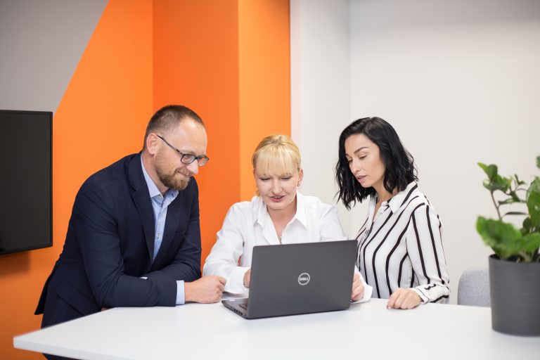 How Does Artificial Intelligence Learn? - Univio